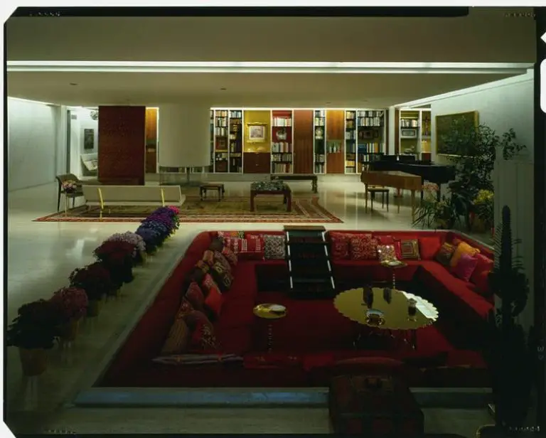 Eero Saarinen. The Miller House. - Mid Century Home