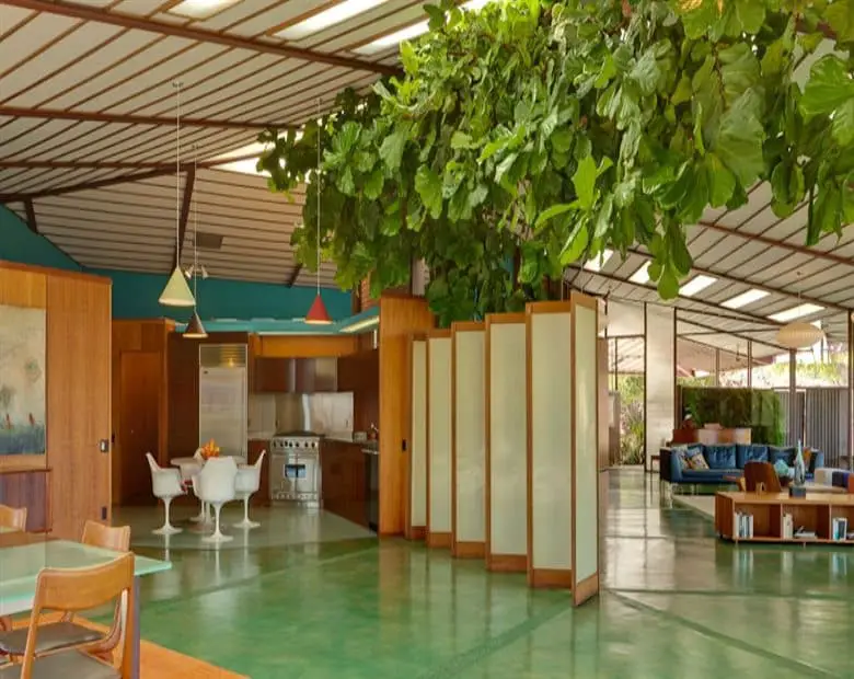 The Rodney Walker Residence Takes Full Advantage of its 270 Degrees ...