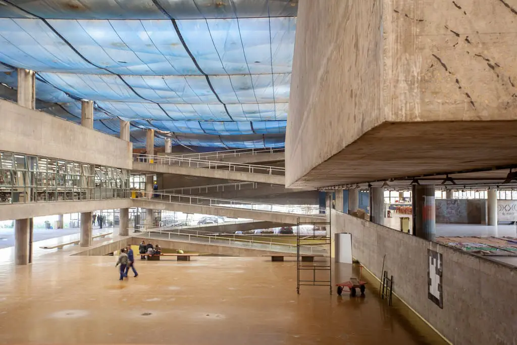 Vilanova Artigas' FAU-USP: the fate of Brazilian Modernism - Mid ...