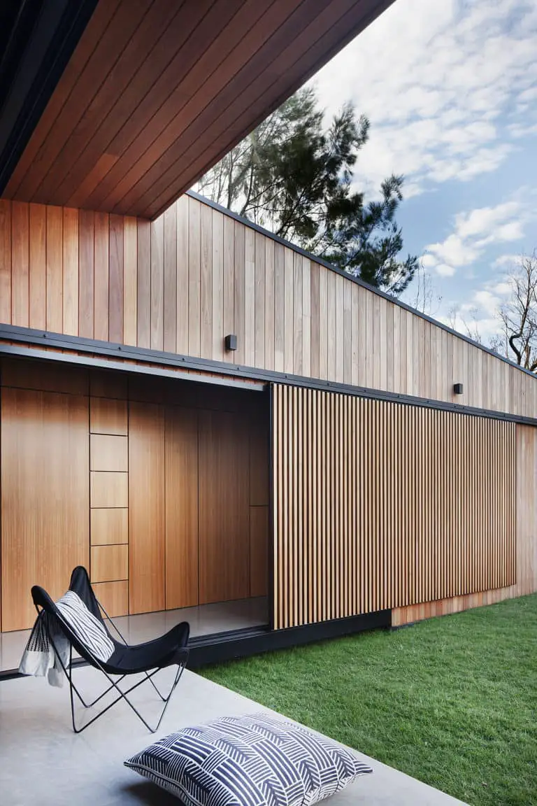 Baldridge Architects' take a minimalist approach for this Modern House ...