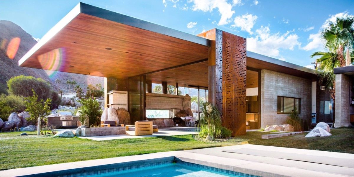 Dreamy Modernist Family Retreat in Palm Springs - Mid Century Home