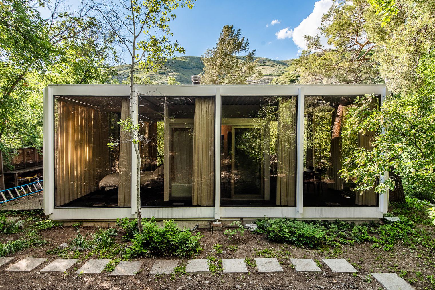 When Two Become One: A Glass Box House in Salt Lake City - Mid Century Home