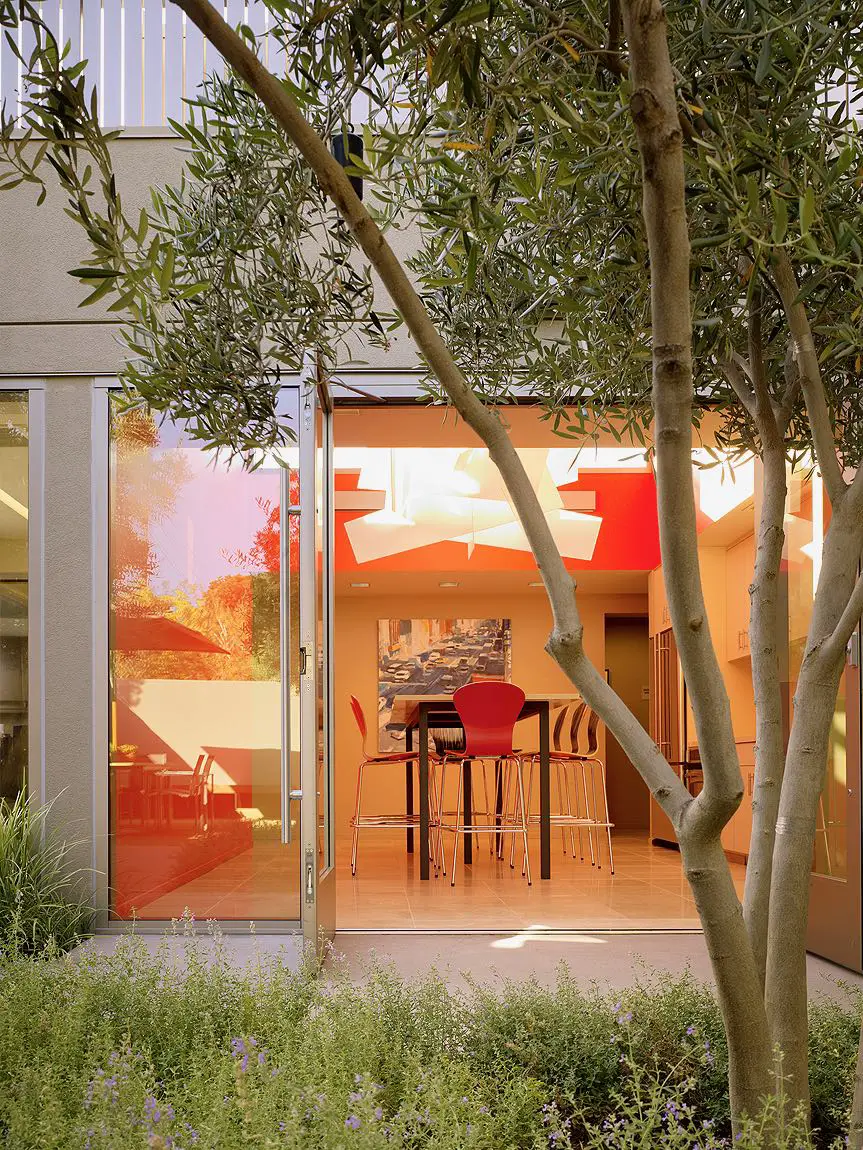 A Modern Courtyard for a Mid-Century Office - Mid Century Home