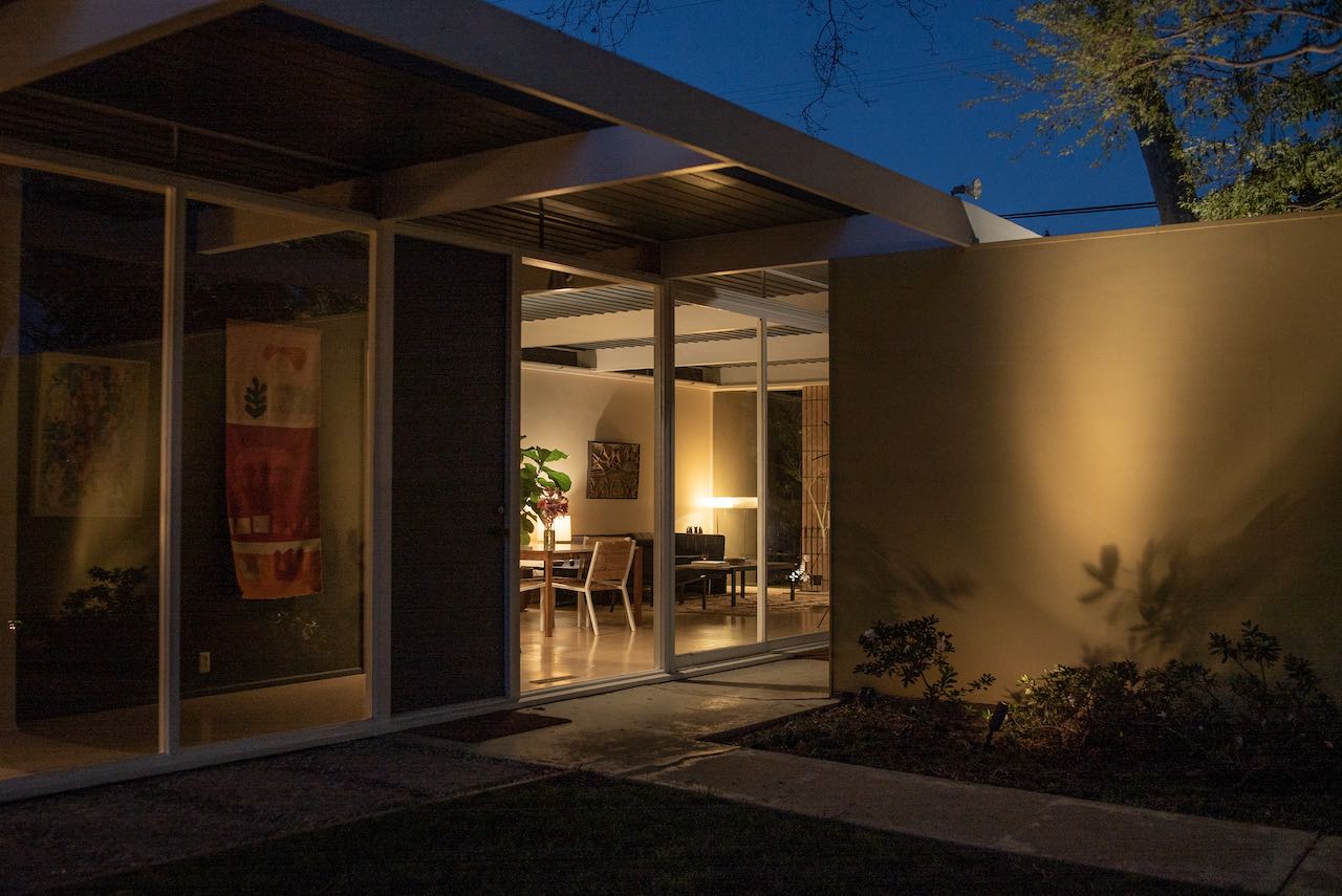 The Seeley House by Edward A. Killingsworth - Mid Century Home