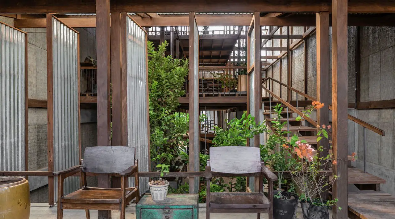 The Chau Doc House by Nishizawa Architects Blends into its Surroundings ...