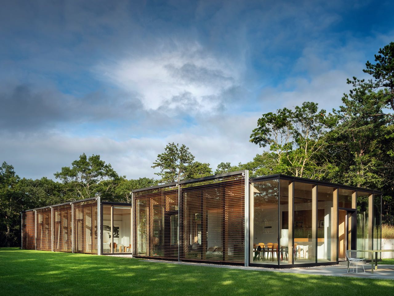 Nestled Within Nature, The Wuehrer House Celebrates its Surroundings ...