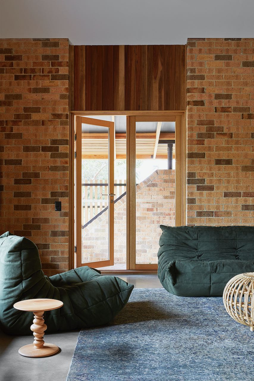 A Suburban Dream: The Good Life House - Mid Century Home