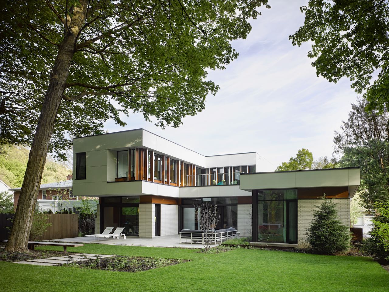 The Modernist Revival of a Midcentury Icon - Mid Century Home