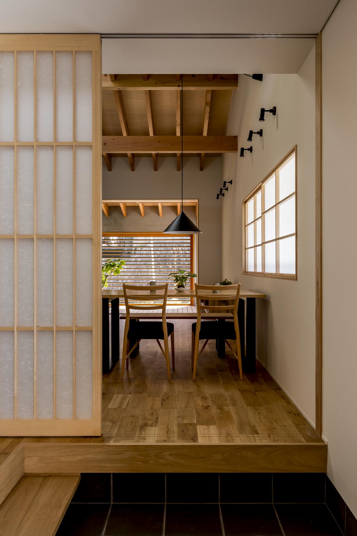 This Minimalist Home Epitomizes the Purity of Japanese Architecture ...