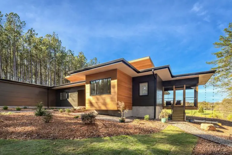 A Modern Home With a Strong Japanese Influence - Mid Century Home