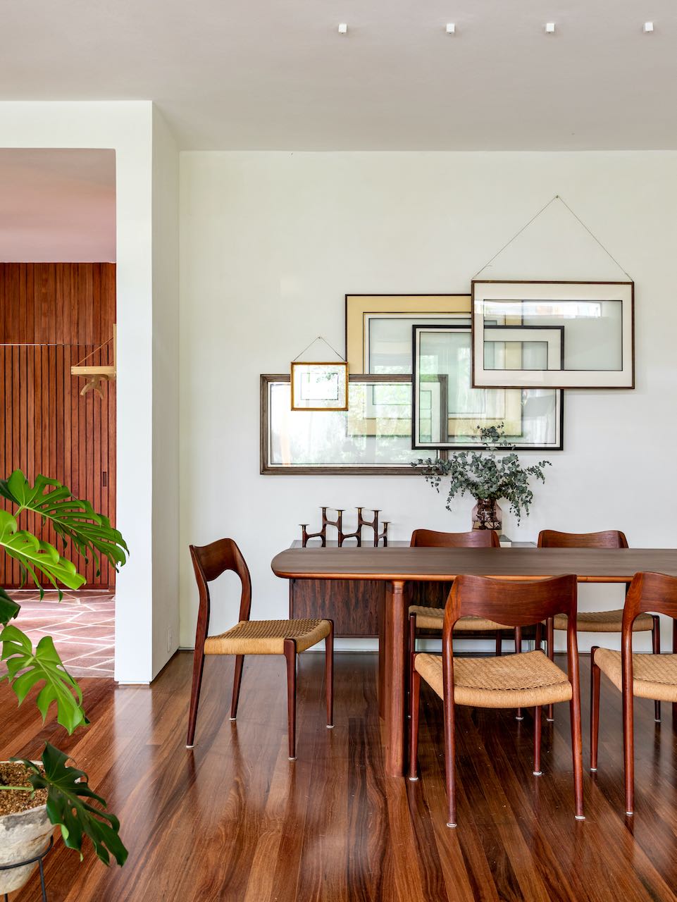 Mid-Century Design: A Contemporary Renovation With a Twist - Mid ...