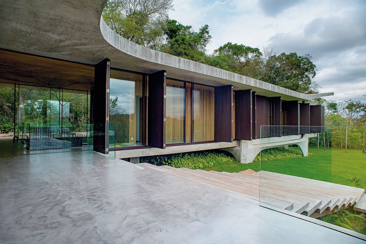 A Bold and Unbelievably Beautiful House - Mid Century Home