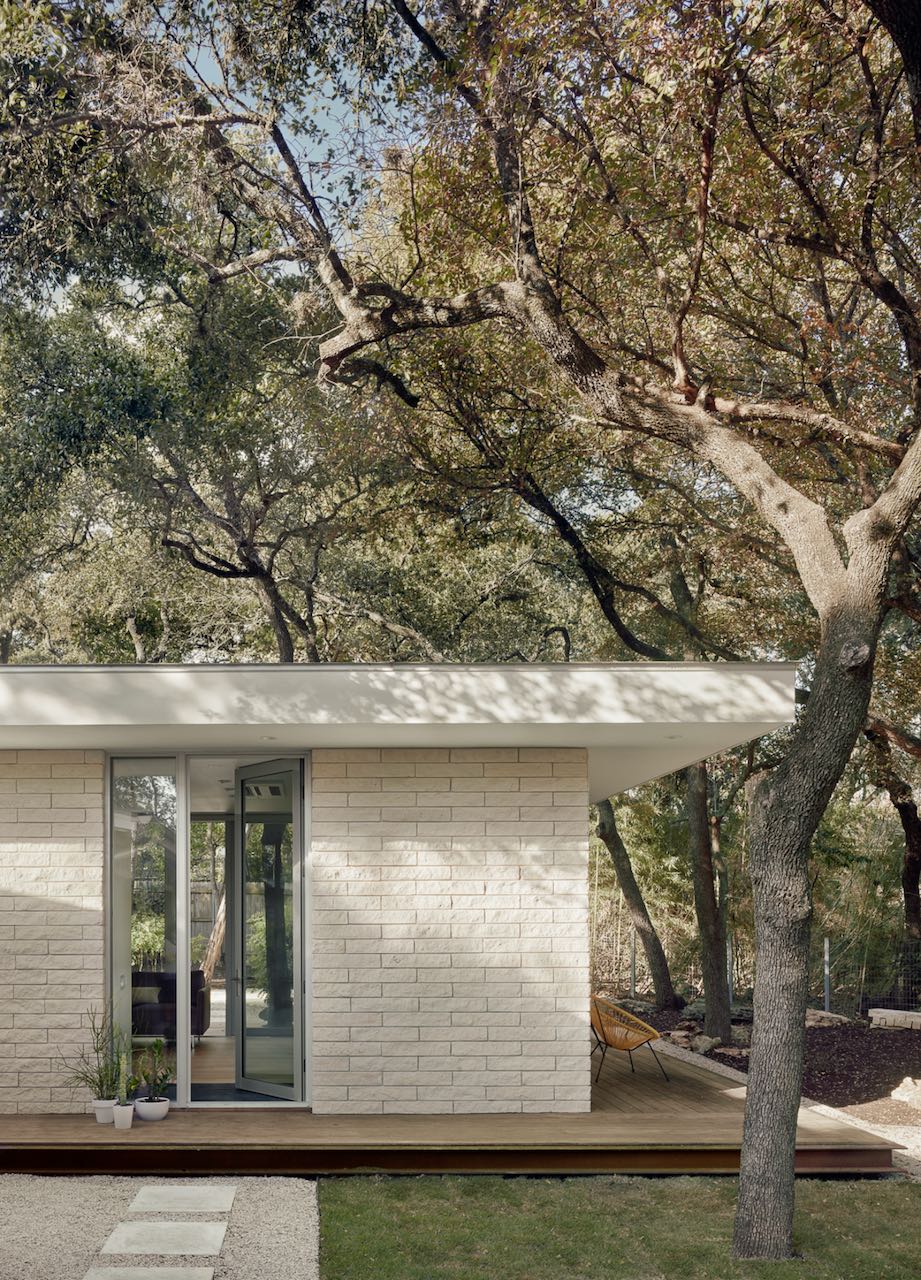 A Midcentury Modern Addition in Austin, TX - Mid Century Home