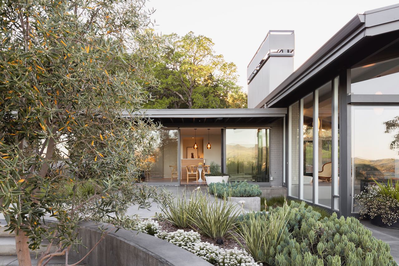 A Refreshingly Atypical Midcentury Renovation - Mid Century Home