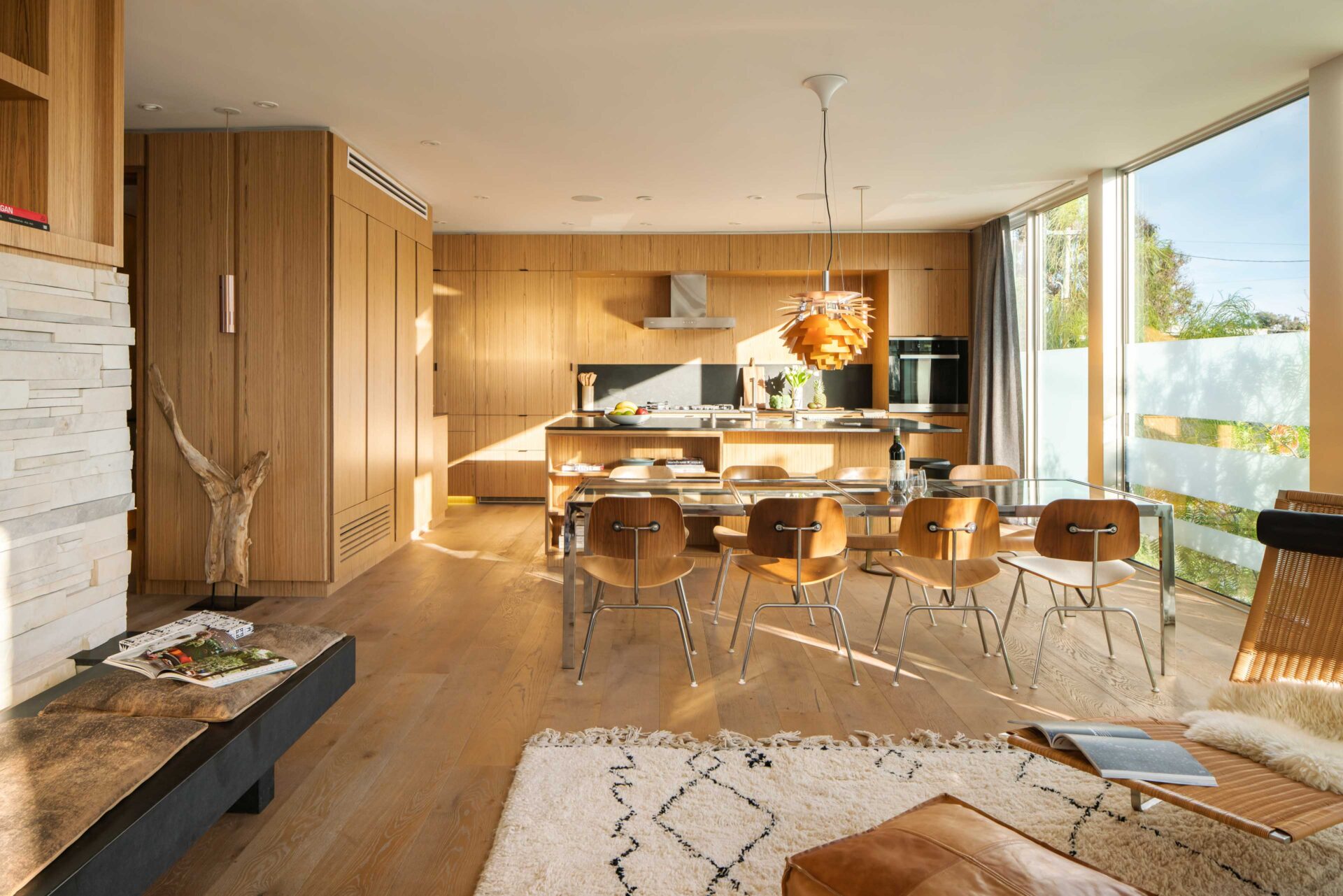The Perfect Midcentury Home for Lovers of Wood and Warm Tones - Mid ...