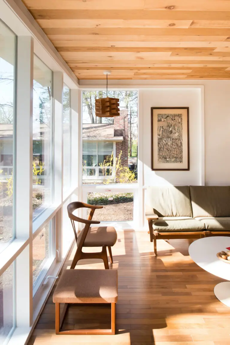 This House Displays the Notions of Midcentury Design - Mid Century Home