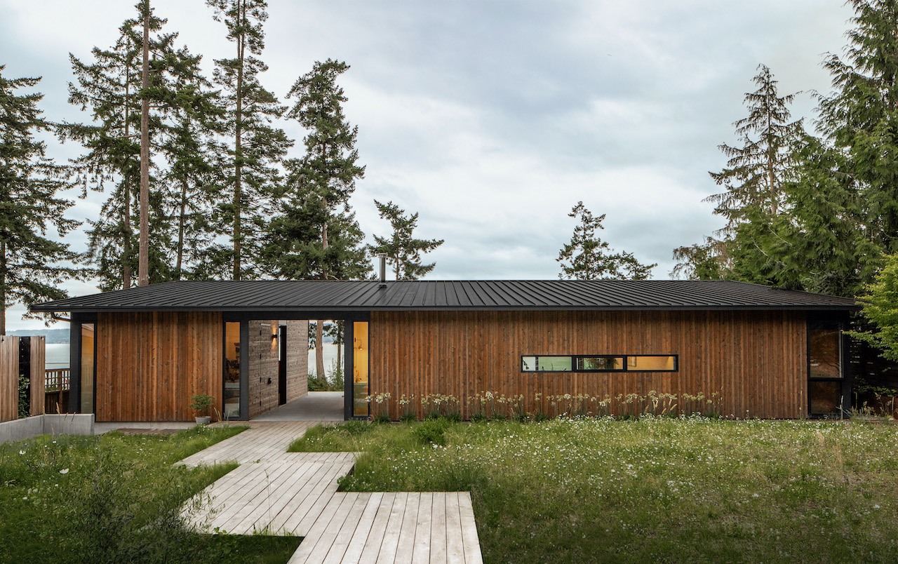 An Island House with a Minimal Palette and Sweeping Views - Mid Century ...