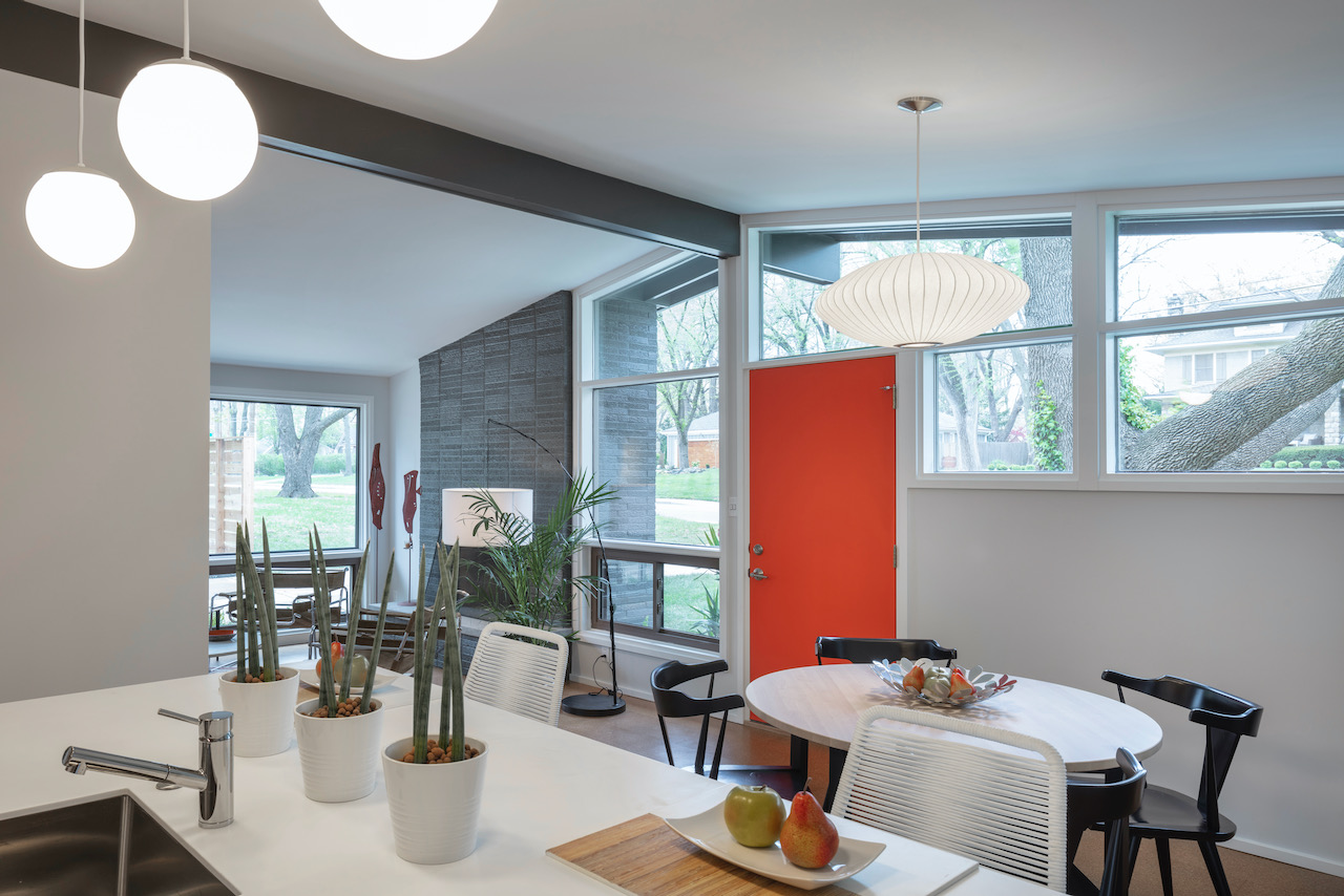 This Midcentury Restoration Takes the Home Back to its Roots - Mid ...