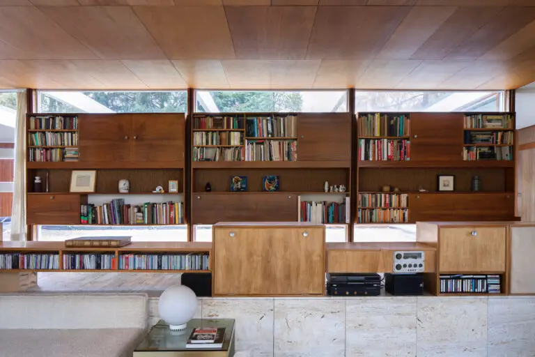 A 1957 House Sets the Standard for Modernist Restoration - Mid Century Home