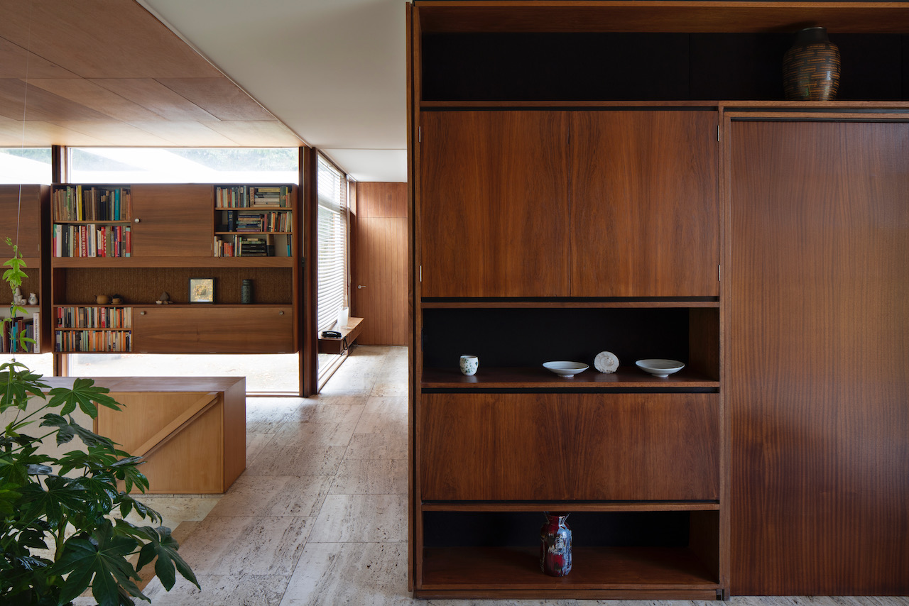 A 1957 House Sets the Standard for Modernist Restoration - Mid Century Home