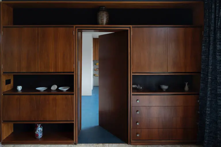 A 1957 House Sets the Standard for Modernist Restoration - Mid Century Home