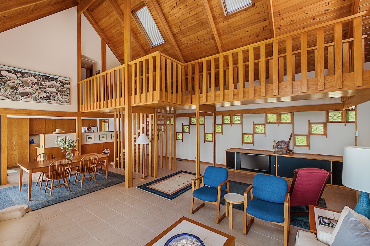 This Mid-Century Modern Marvel on Crystal Lake is for Sale - Mid ...