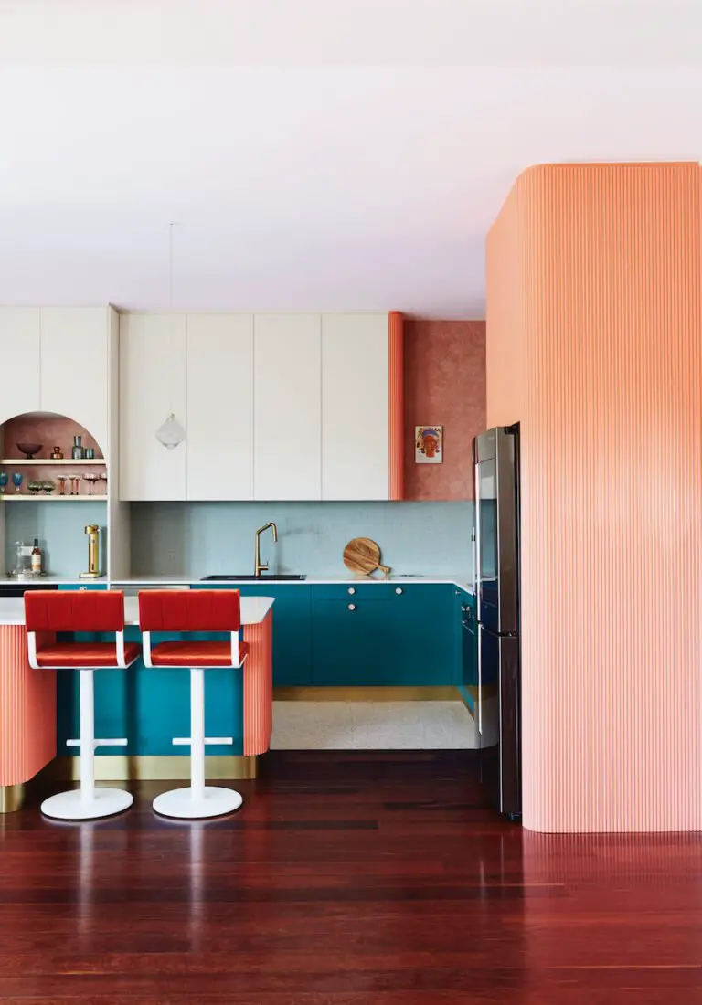 Reviving Midcentury Modern Design in a Home: A Colorful Transformation ...