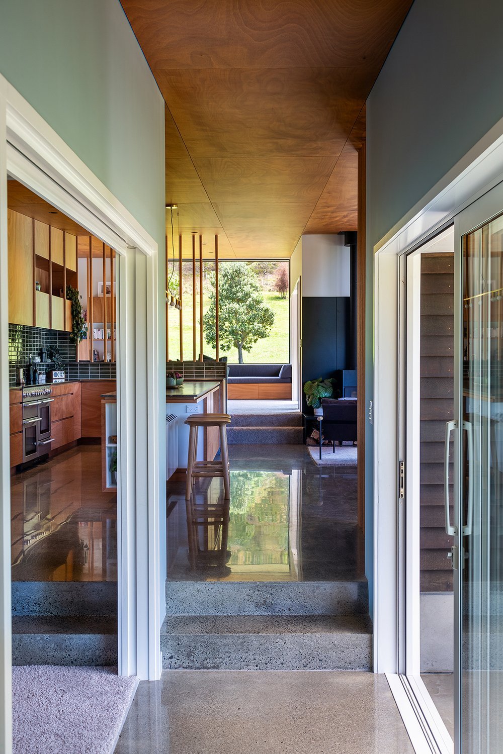 A Modern Home Seamlessly Integrated with Nature's Beauty - Mid Century Home