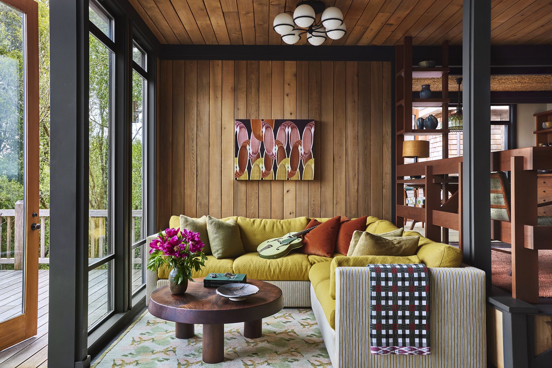 This Home Is The Definition Of Cozy Living - Mid Century Home
